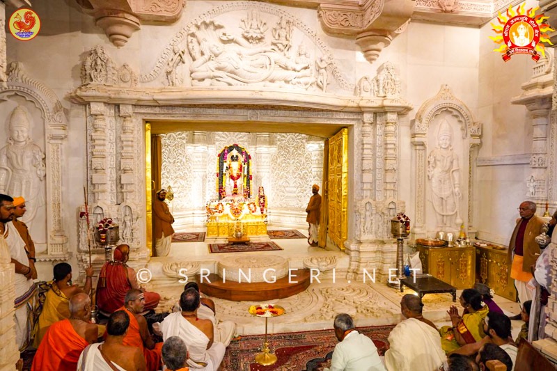 Bhagavan Sri Ramlalla at Ramjanmabhoomi Mandir & the Vigraha of Sri ...